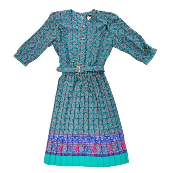 Vintage | Dresses | Vintage Breli Originals Paisley Print Pleated Skirt ...